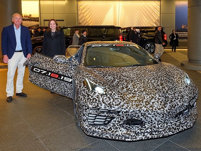 Autonoviny.cz - Corvette C8 provokovala v ulicích New Yorku